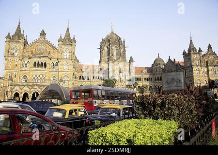 Victoria Terminus, VT now CST, Chhatrapati Shivaji Maharaj Terminus ...