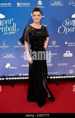 Ana Plasencia beim 17. SemperOpernball 2025 in der Semper Oper. Dresden ...