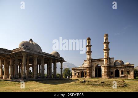 Kevda mosque, Champaner, Gujarat, India, Asia Stock Photo - Alamy