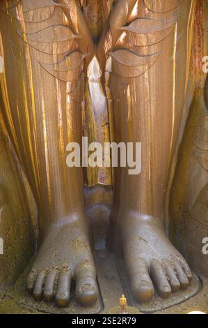 Foot of 57 feet high statue of lord Bahubali known as Gomateshvara ...