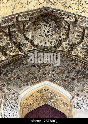 Decorative Vaults in Karim Khan Zand Palatial Citadel, Shiraz, Iran ...