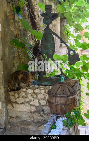 Closeup on a Mediterranean nice green gracious, grasshopper, Tylopsis ...