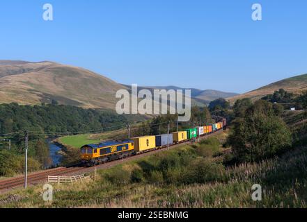 GB Rail Freight 66 diesel locomotive on the west coast main line ...