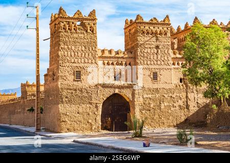 View of traditional riad kasbah building with beautiful Arabic ...