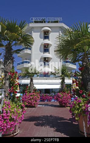 Italy, Lido di Jesolo, Hotel, Swimming pool, Europe Stock Photo - Alamy