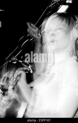 LEILA MOSS, DUKE SPIRIT, 2005: Leila Moss of Duke Spirit at the Barfly ...