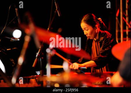Die japanische Jazz-Marimaphonistin Taiko Saito beim 29. JOE-Festival ...