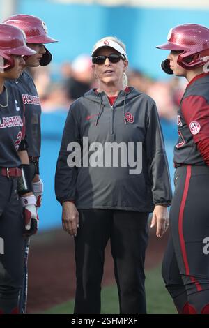 Oklahoma head coach Patty Gasso has words with the umpire during an NCAA softball Women's ...