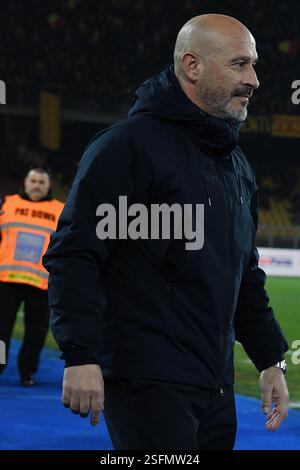 Vincenzo Italiano Head Coach of Bologna FC gestures during the serie ...