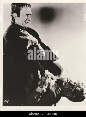 FRANKENSTEIN MEETS THE WOLF MAN, Lon Chaney, Jr., 1943 Stock Photo - Alamy