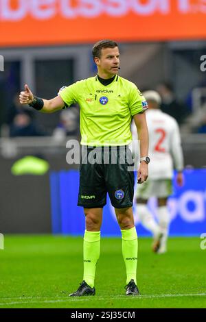Italy. 10th Feb, 2025. Referee Federico La Penna shows yellow card to ...