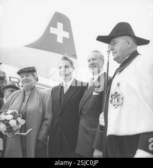 Sir Seymour Howard in der Schweiz, 1955#Sir Seymour Howard in ...