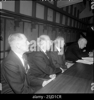 Robert Oppenheimer bei der Eröffnung des CERN 1960#Robert Oppenheimer ...