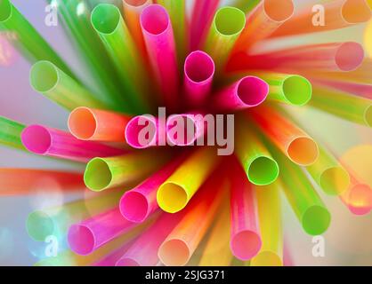 Single use plastic drinking straws Stock Photo - Alamy
