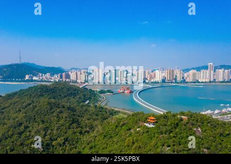 City seaside scenery of Yeli Island, Lovers Road, Zhuhai City ...