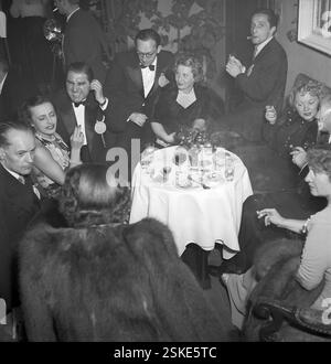 Bankett zur Eröffnung der Junifestspiele 1949: Heinrich Gretler und ...