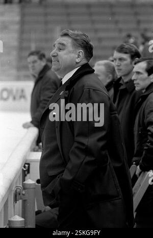 Eishockey A-WM Bern 1971: Anatoli Tarassow, Trainer Russland#Ice Hockey ...