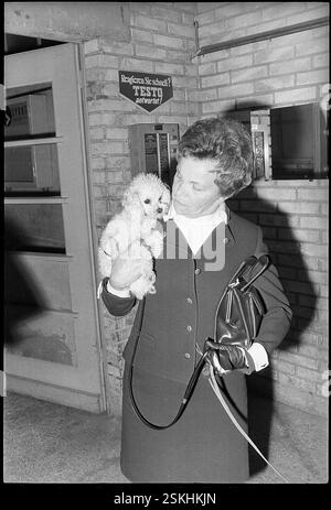Mutter von Elke Sommer, Sängerin und Schauspielerin, 1969#Mother of ...