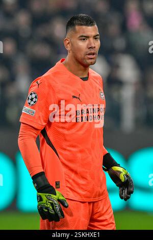 Walter Benitez of PSV during the UEFA Champions League, Round of 16 ...