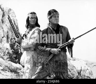 Pierre Brice, Rod Cameron in "Winnetou und sein Freund Old Firehand ...