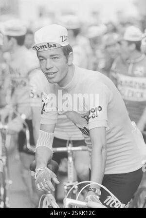 Tour de Suisse 1968: Sieger Pfenninger und Robert Hagmann#Tour de ...