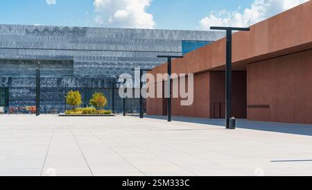 Muzeum Historii Polski. Award winning Polish History Museum in Warsaw ...