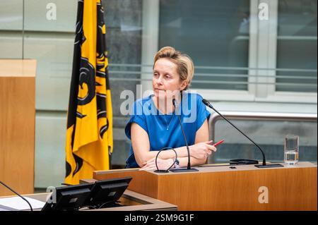 Minister Annick De Ridder NVA at the Flemish parliament plenary meeting in Brussels, Belgium, 12 ...
