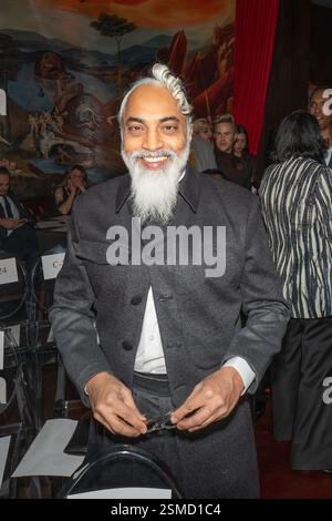 Terry Singh at Frederick Anderson's NYFW SS26 Front Row at The DiMenna ...