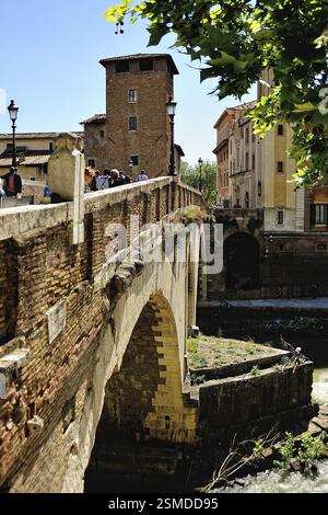 A picture of one of the bridges of Rome Stock Photo - Alamy