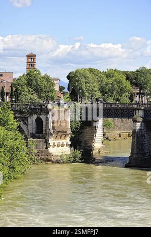 A picture of one of the bridges of Rome Stock Photo - Alamy