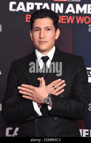 Danny Ramirez bei der Premiere der zweiten Staffel der HBO Serie The ...