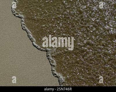 Water on the shore, Eleuthera, Bannerman Town, The Bahamas, North ...