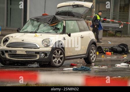 Terroranschlag in München, Auto fährt in Menschenmenge, Tatort, München, 13. Februar 2025 ...