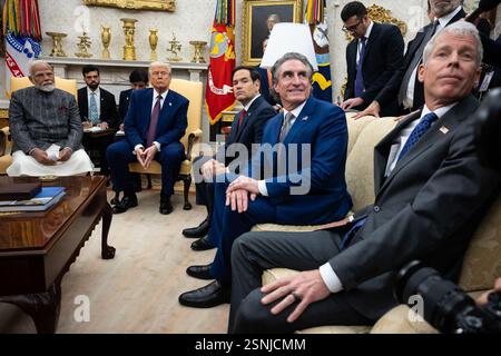 Interior Secretary Doug Burgum, right, tours the Lincoln Memorial ...