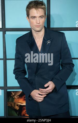 MICKEY 17, Robert Pattinson, 2025. © Warner Bros. / Courtesy Everett ...