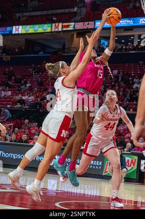 Maryland forward Christina Dalce (15) grabs a rebound during the second ...