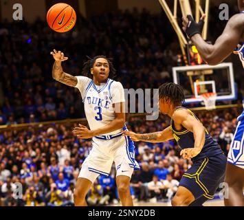 February 12, 2025: Duke forward Kon Knueppel (7) during warmup.NCAA ...