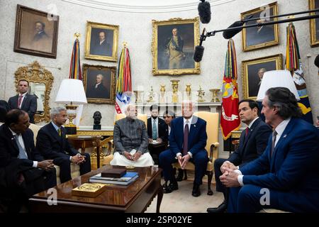 Secretary of State Marco Rubio, right, and Australian Foreign Minister ...