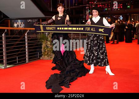 Meret Becker und Katharina Thalbach bei der Festivaleröffnung und der Premiere des Kinofilms Das ...