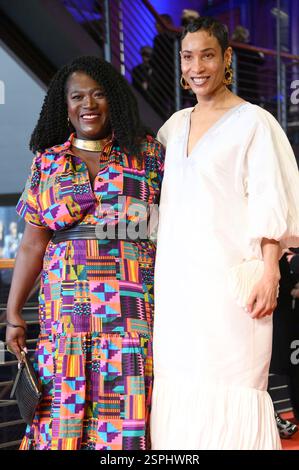 Thelma Buabeng und Annabelle Mandeng bei der Ankunft zur Eröffnung der ...