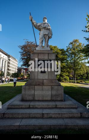 Christchurch, February 5th 2025: Statue of Sir Robert Falcon Scott ...