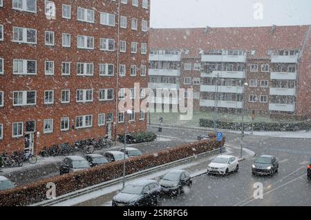 Copenhagen/ DenmarK/15 FEBRUARY 2025/ danish weather snow fall in ...