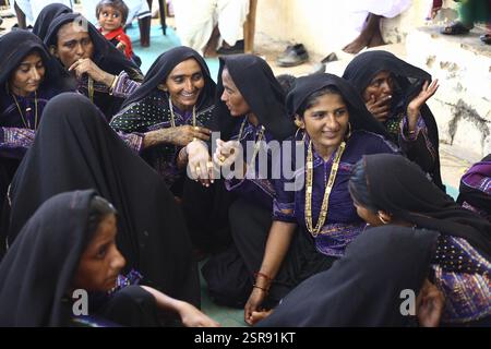 Kutchi rabadi women, kutch, gujarat, india, asia Stock Photo - Alamy