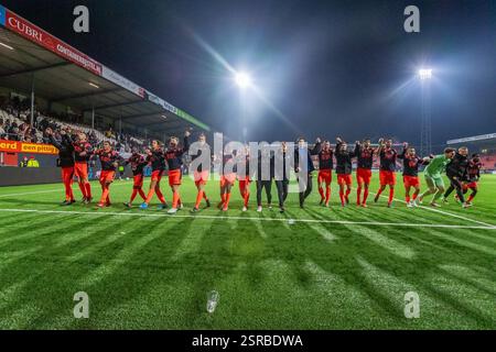 Emmen, Netherlands. 15th Feb, 2025. EMMEN, Stadium Oude Meerdijk, 15-02-2025, season 2024/2025 ...