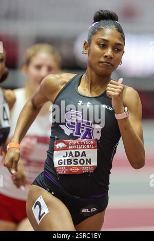 February 14, 2025: Stephen F Austin runner Jada Gibson comes around the ...