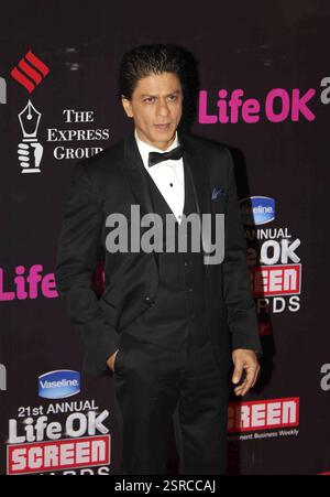 MUMBAI, INDIA - JANUARY 14: Actor Kanwaljit Singh shares a moment with ...
