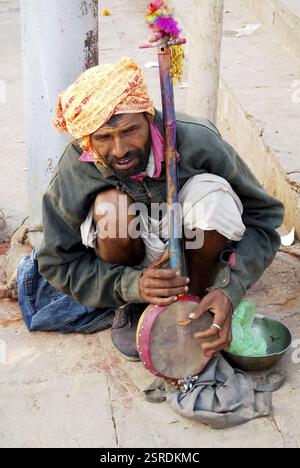 Beggars, Varanasi, India Stock Photo - Alamy