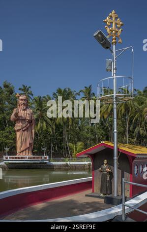 St Thomas Statue, Palayoor, Thrissur, Kerala, India, Thomas the Apostle ...