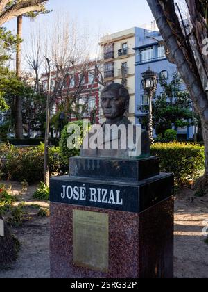 Bust of Jose Rizal Stock Photo - Alamy