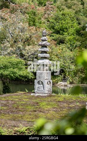 White Snake Pagoda of Kinkaku-ji, in the Rokuon-ji temple complex ...